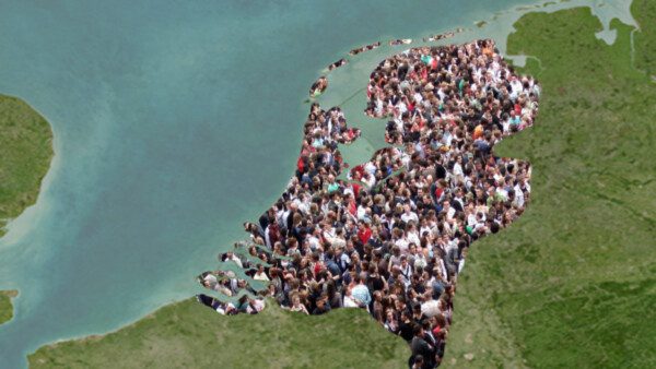 Hoe denkt Nederland over immigratie en asiel? - Maurice de Hond